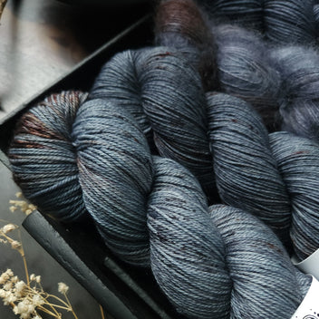 DK – Lambstrings Yarn